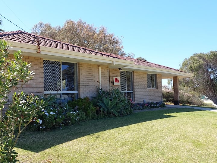 3 Bedroom Basic Home, Great Location - Guilderton