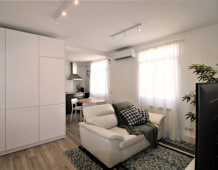 Reformado, Luminoso Y Bien Comunicado. - Madrid