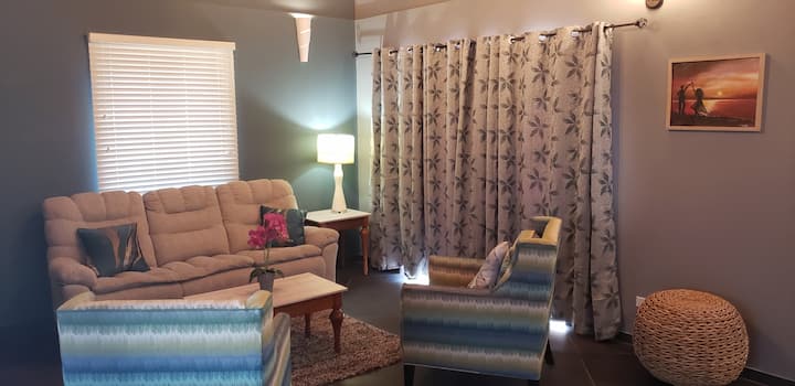 Ample Spaced 2 Bedr House Close To Eagle Beach - Aruba