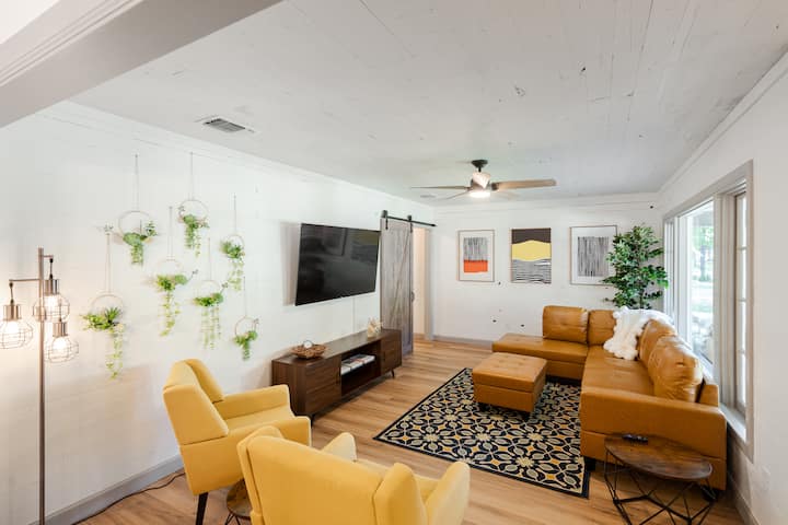 Modern Farmhouse On The Square-complete Reno 4/3 - Georgetown, TX