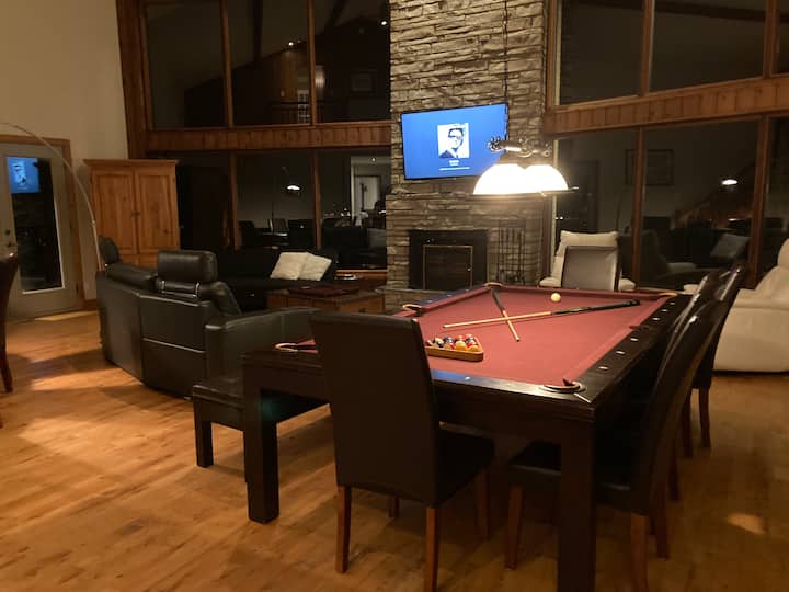 Chalet Pouvant Accueillir Jusqu’à 12 Personnes - Bromont