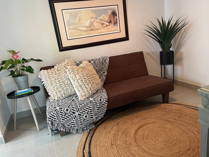 Modern Cosy Cottage - Durban North