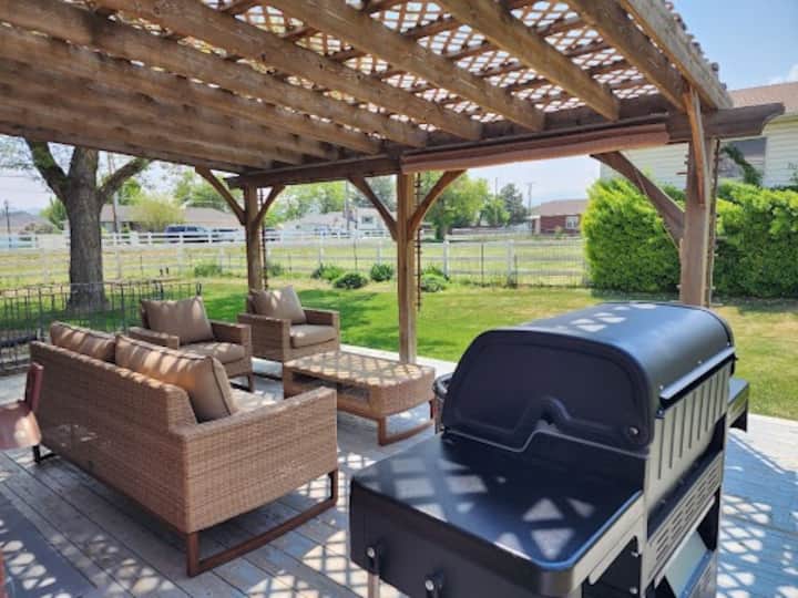 Stylish Farmhouse Basement Apartment - South Jordan, UT