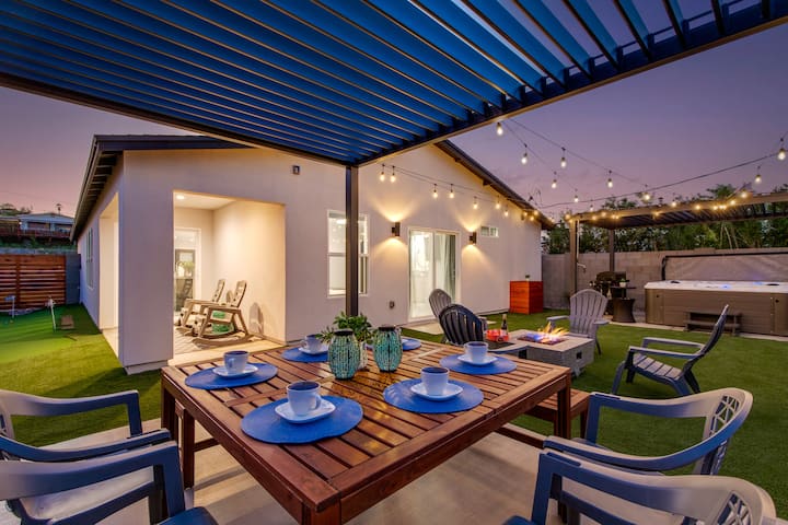 Newly-built Modern Home With Mountain/city Views - Phoenix, AZ