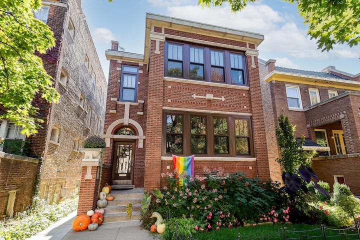 Andersonville 2 Bed With Modern Kitchen + Bath - Bowmanville - Chicago