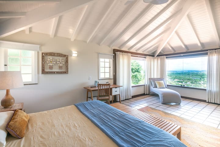 Stunning, 5-bedroom, Ocean View, Geriba Beach. - Brasil
