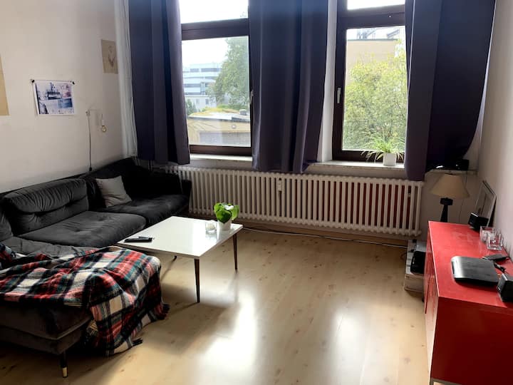 Gästezimmer In Wunderschöner Altbauwohnung - Duisburg
