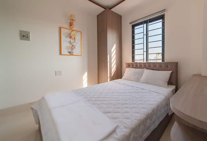 Deluxe Double Room . Toàn Bộ Nội Thất Mới 100% - Vietnam