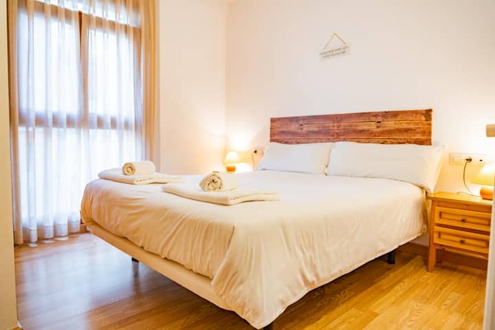 Stunning View, 3 Bed Apt, 6 Min Walk To Gondola - Andorra
