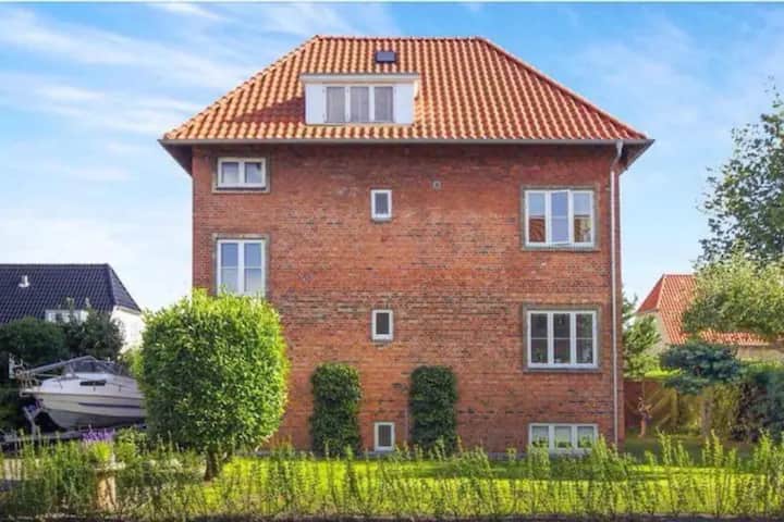 10 Min. To Centrum, Beach And Subway - Copenhagen Airport (CPH)