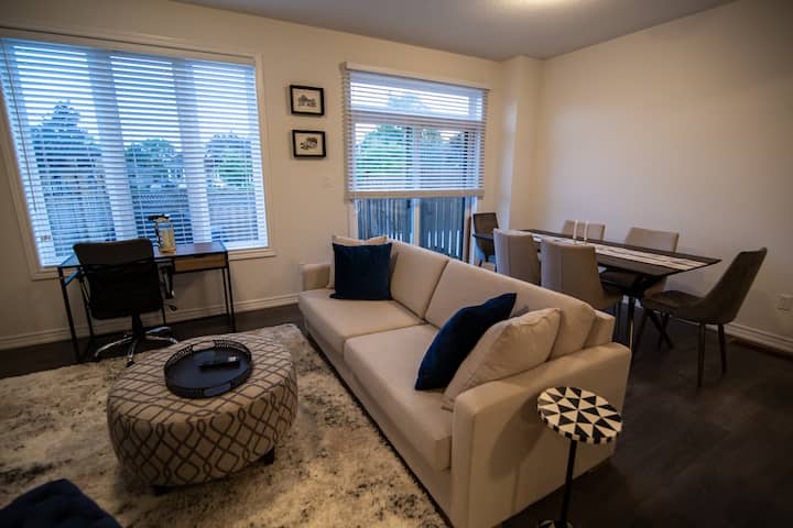 Modern & Cozy Retreat -Lake Ontario & Wine Country - Grimsby