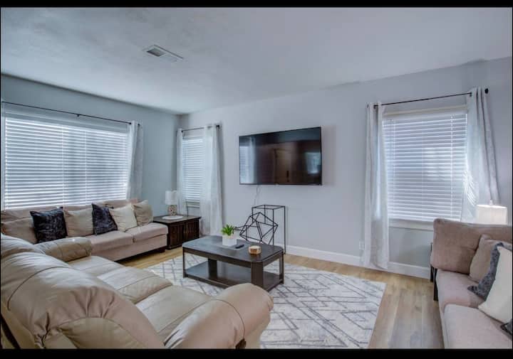 Getaway Jurupa 3 | Near Parks & Attractions - Riverside, CA