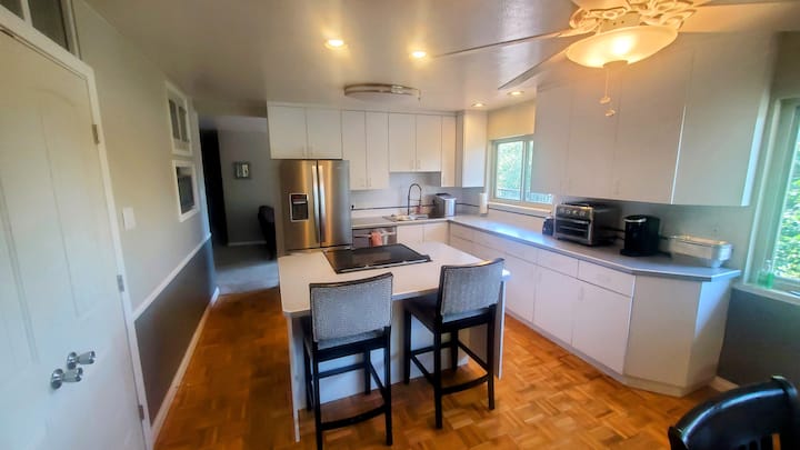 Spacious 3-br In Lovely Green Mtn (31 Day Minimum) - レイクウッド, CO