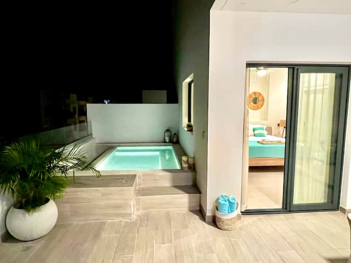 Stylish Pool Apartment Steps Away From The Beach ! - Punta Cana