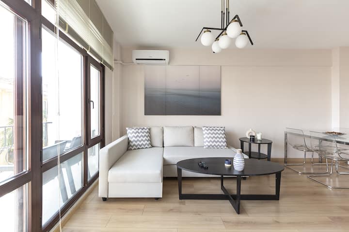 Flat With Balcony - Istanbul