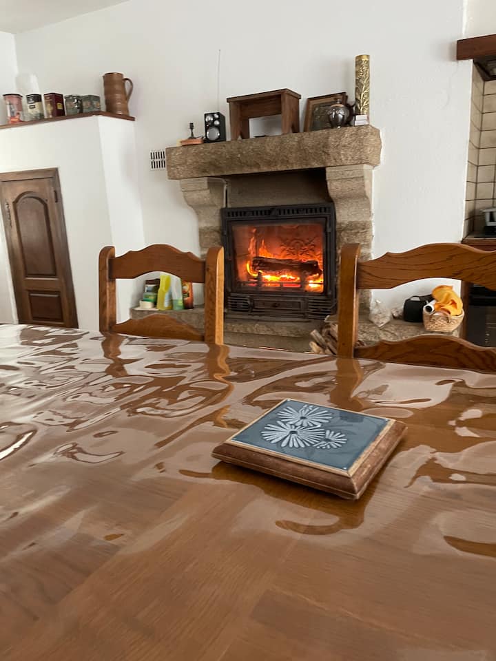 Maison Chaleureuse Avec Cheminée à 10 Km Du Lac - Creuse