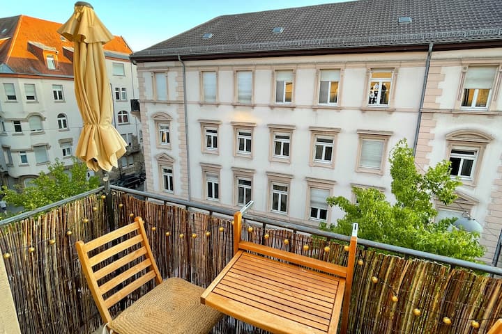 Stylish Apartment With Two Balconies And Big Bed - Mannheim
