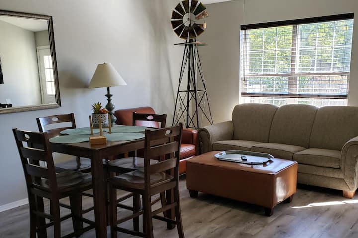Highland Hideaway- Your Home Base In The Ozarks - Harrison, AR