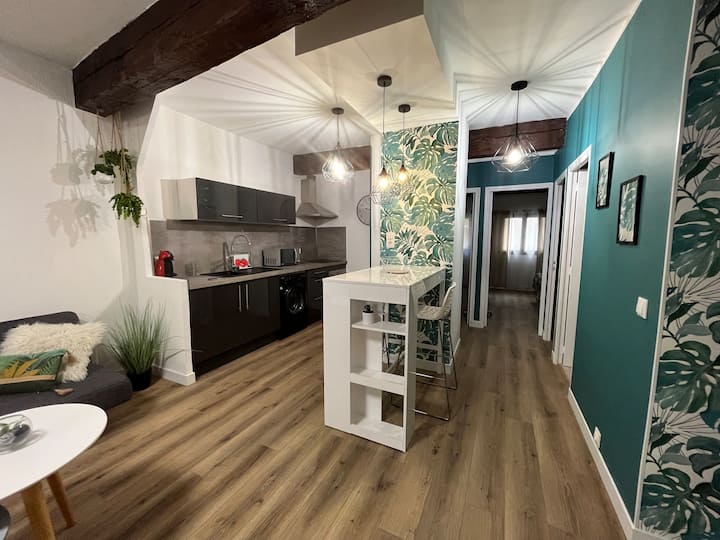 Charmant Logement Avec Balcon - Martigues