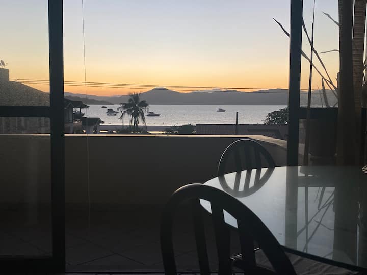 Apto Baía De Jurerê - Florianópolis
