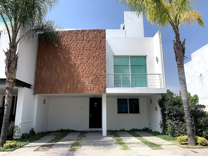 La 27 De Residencial Oasis Querétaro - メキシコの州 ケレタロ 州