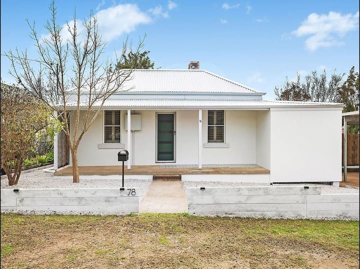 Cute 1880s 2 Bedroom Cottage With Large Garden. - Mudgee