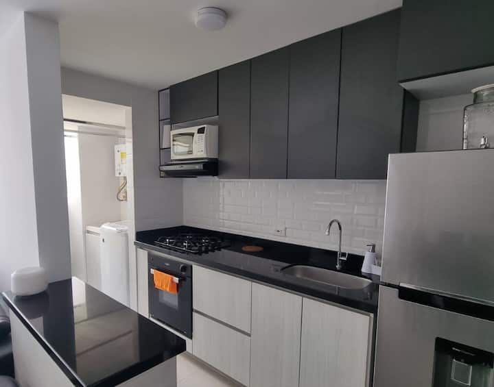 Comodidad Y Tranquilidad. Un Hogar Lejos De Hogar. - Colombia