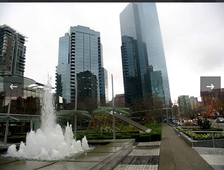 It's Finest! Everything You Need In One Location. - Vancouver