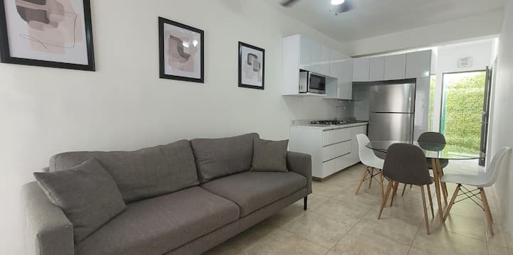 Departamento Céntrico Y Cómodo En Monterrey - Monterrey