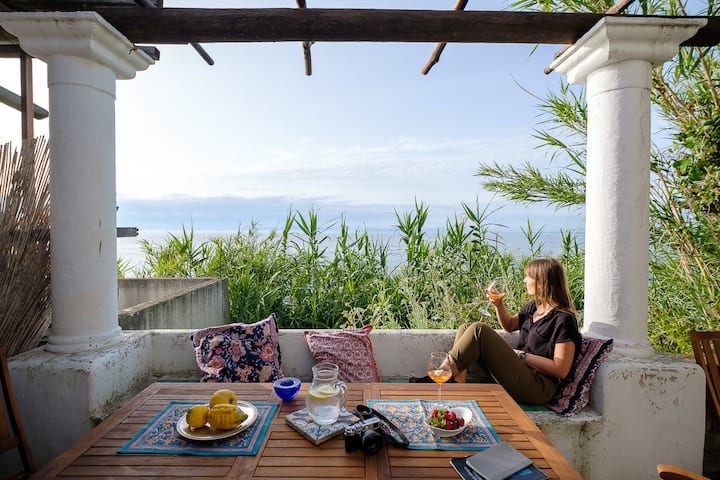 "Janara" Casetta Sul Mare Immersa Nel Verde - Procida