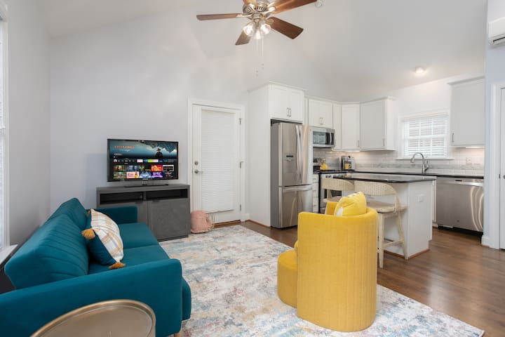 Cozy Sunlit Guesthouse In Charming Carriage Hills - Lake Higgins