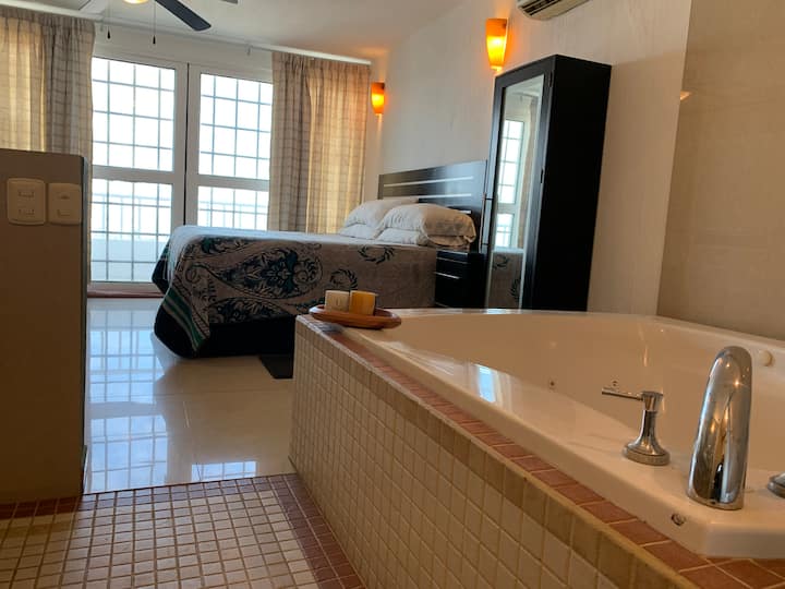 Casa El Tapatío Con Jacuzzi, Cerca Del Aeropuerto - 