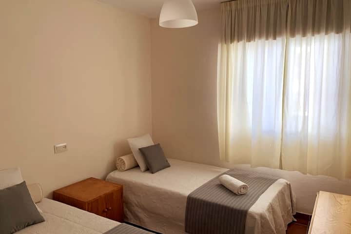 Casa Adelfas: Paseo Marítimo Fuengirola (Puerto) - Fuengirola