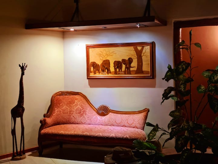 Privathaus Mit Eigenem Pool - Namibia
