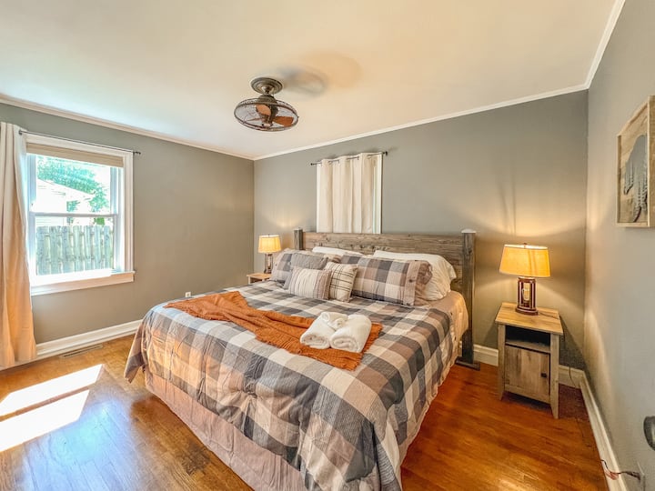 Cozy 2br Home Beside A Creek Near Bmw/gsp - Greer, SC