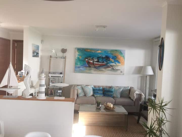 Preciosa Casa A Pasos De Playa En Punta Puyai. - Papudo