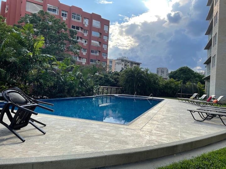 Cómodo Apartamento En El Rosal Wifi Alta Velocidad - Caracas