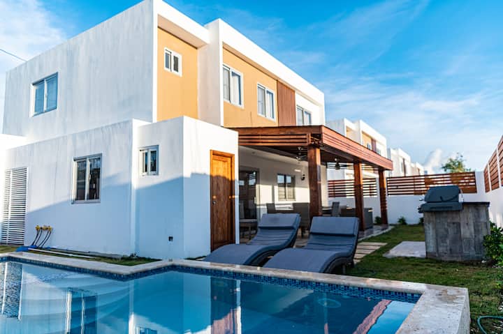 Island Villa/ Private Pool/ Highly Rated - Punta Cana
