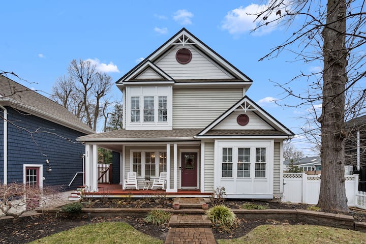 Escape To Paradise 4 Br/2.5 Ba, A Block To The Bay - Cape May, NJ
