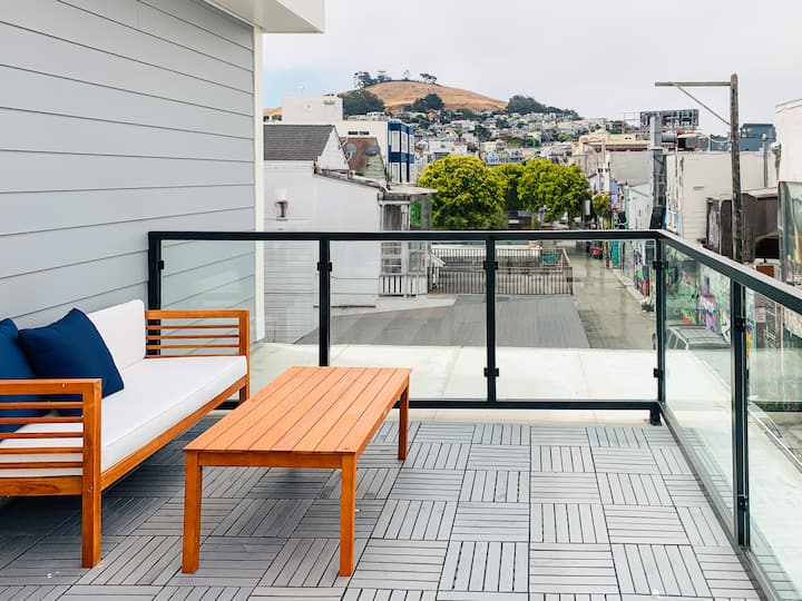 Spacious And Stylish 7-br Townhouse | Brand New - San Francisco, CA