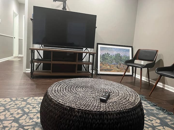 Charming Downtown Family Home W/driveway - Lexington, KY