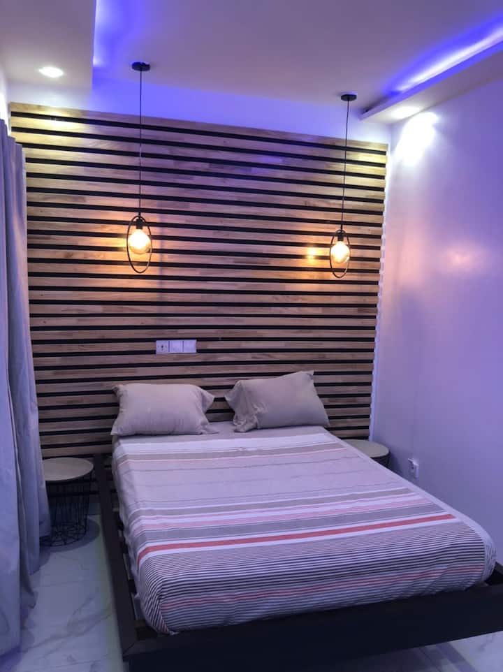 Appartement Meublé Avec Goût, Climatisé Et Cosy - Cotonou