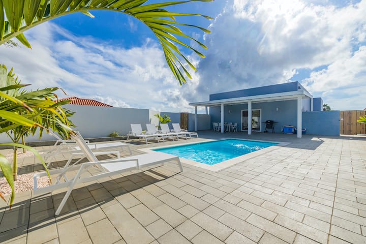 Brand New 3br 2ba W/ Private Pool Near Palm Beach - Aruba