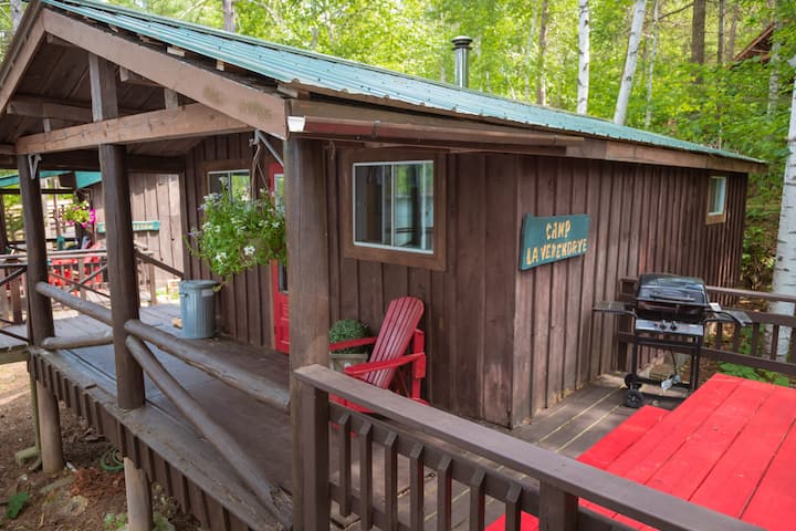 Laverendrye: 2 Bedroom Winterized Cabin - Mattawa