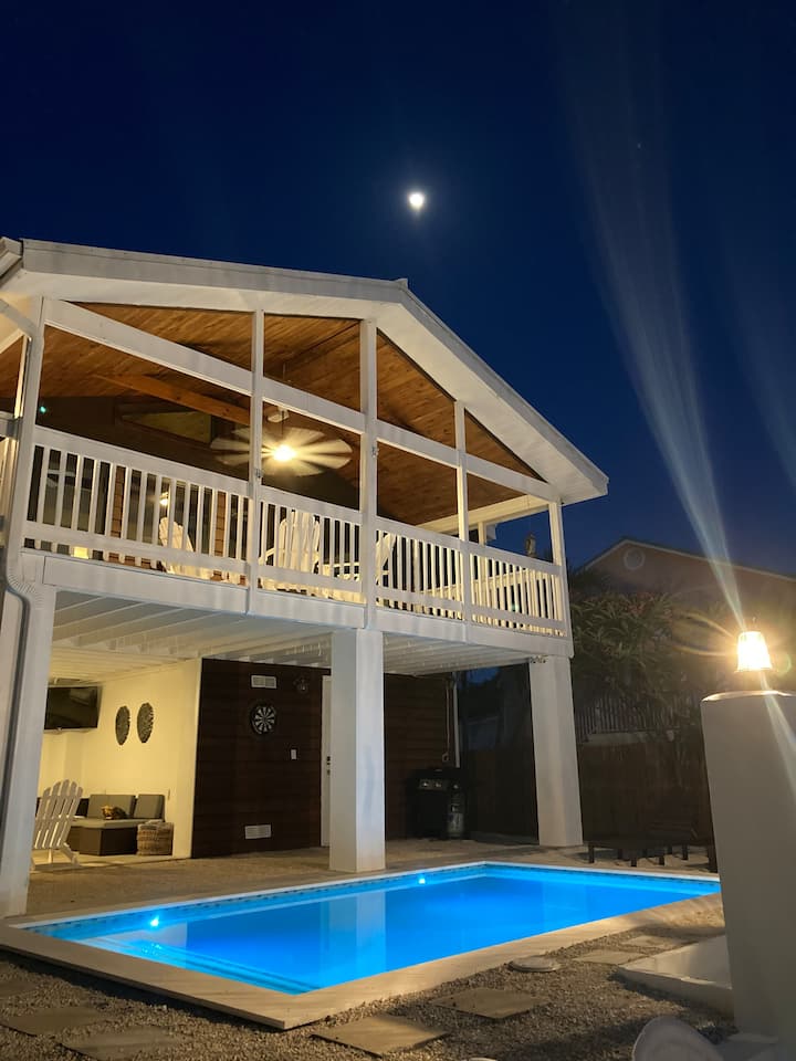 Islamorada Canal Front Home With Pool - Islamorada, FL