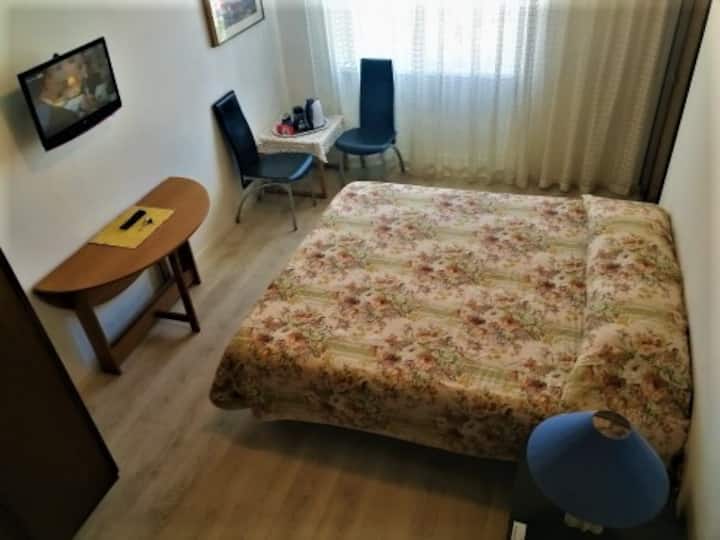 Stanza Bolzano Zona Gries - Wi-fi -