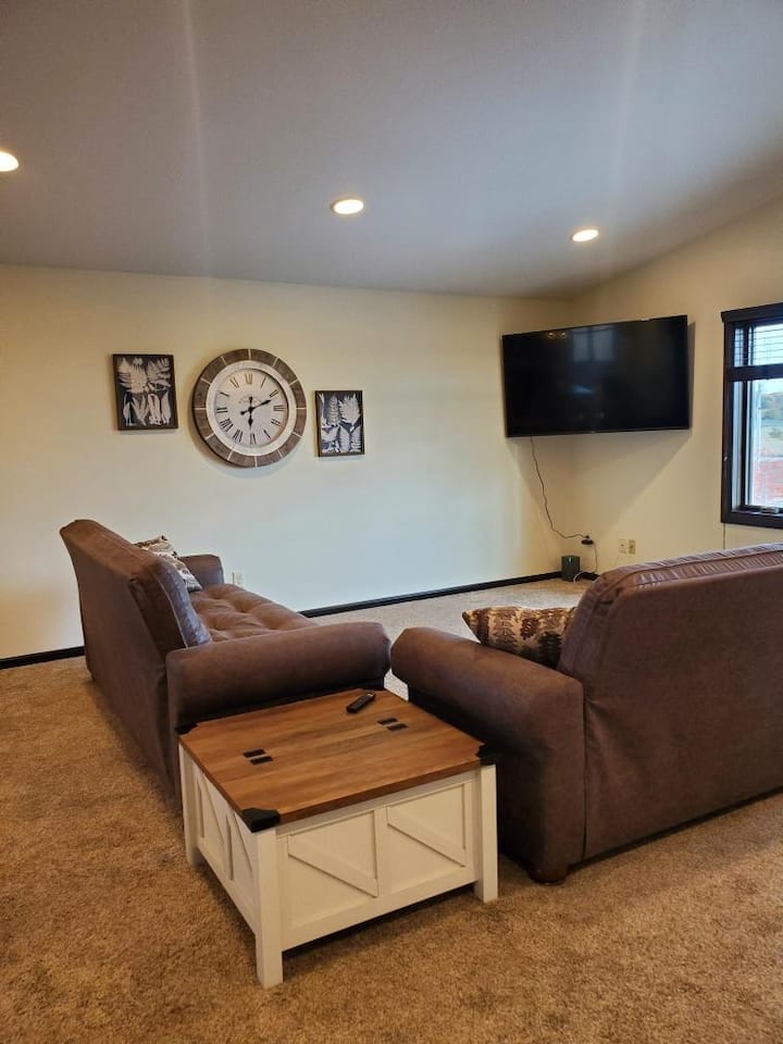 Ideal Location For Hunting, Fishing, Family Fun! - North Dakota