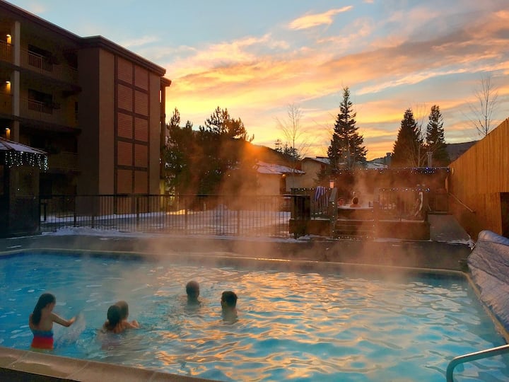 Extraordinary Location, Steps From Vail Ski Resort - Vail, CO