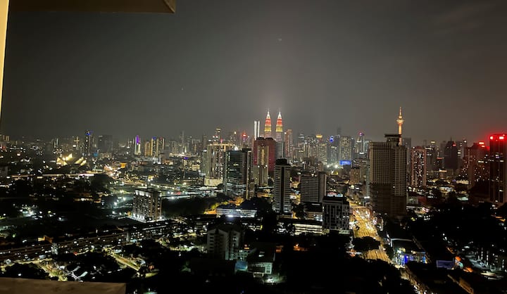 Exclusive 4 Highest Towers View Condo Near Klcc - Kuala Lumpur