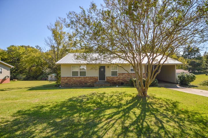 Cute 3 Bedroom Just Minutes From The Msu Campus - Starkville, MS